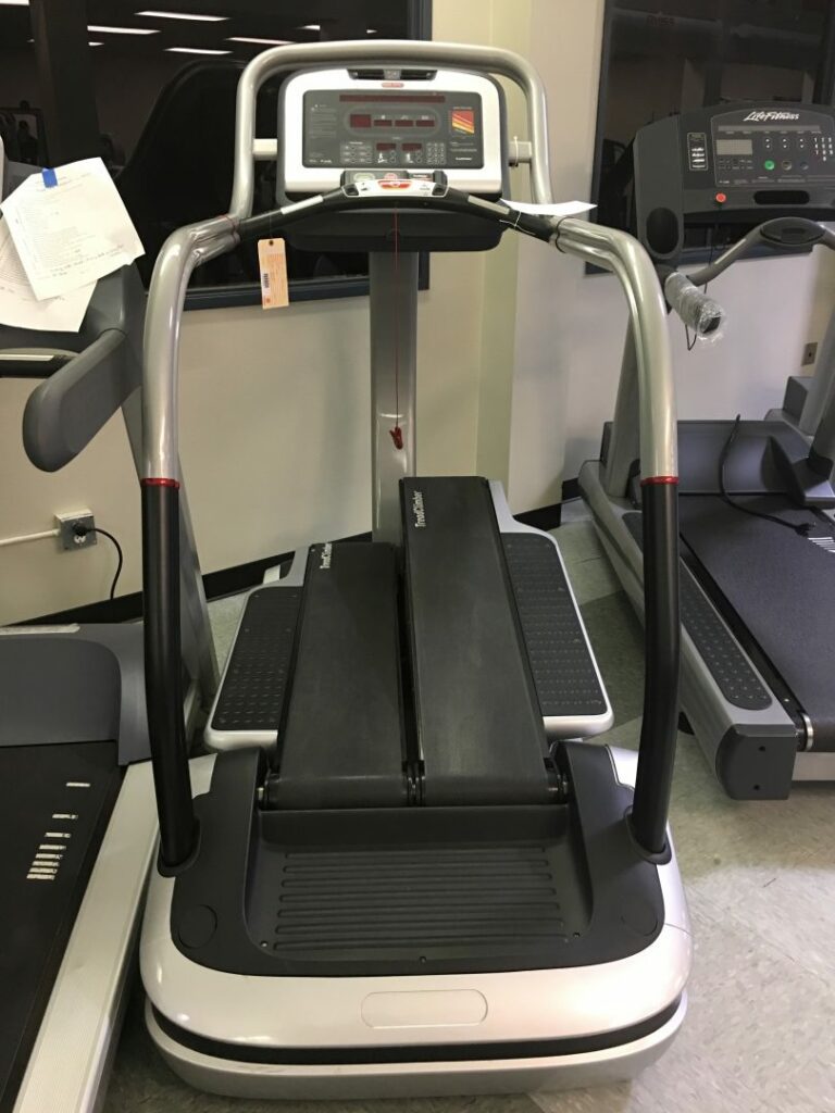 StarTrac E-TC TreadClimber - Primo Fitness